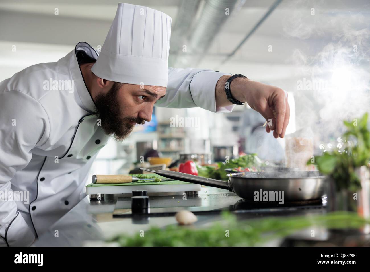 African american chef fine dining hi-res stock photography and images ...