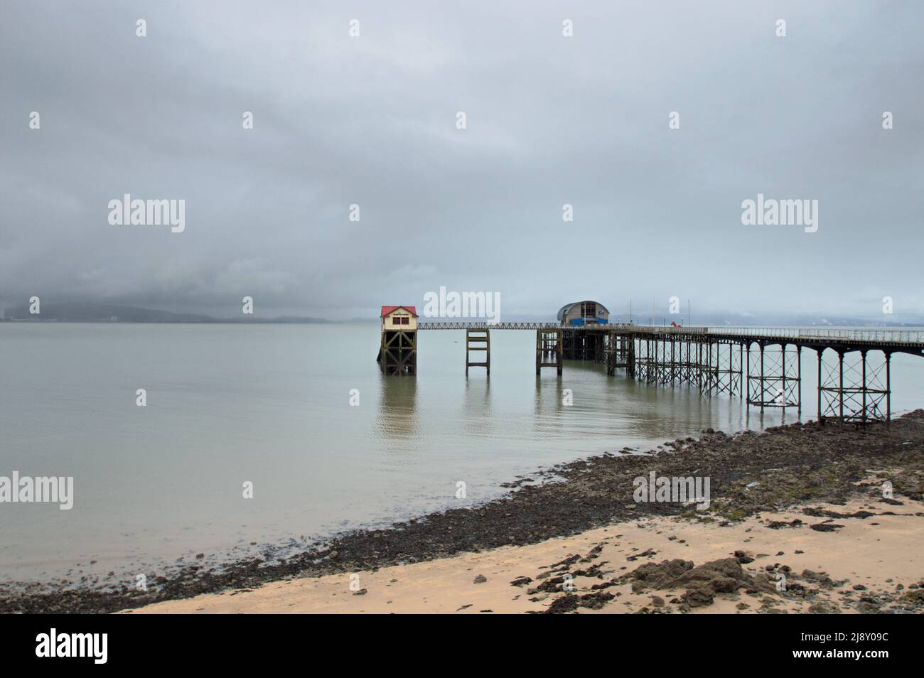 Mumbles coastline swansea bay sky bay of water hi-res stock photography ...