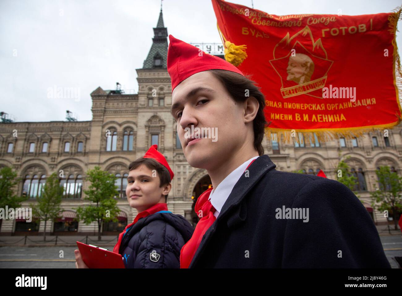 Moscow, Russia. 21st May, 2017. Children attend the official ceremony ...