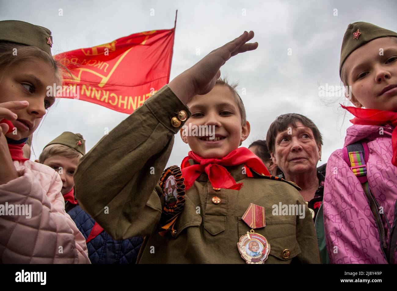 Moscow, Russia. 21st May, 2017. Children attend the official ceremony ...
