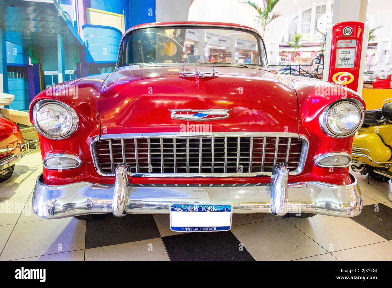 Restored historic automobile hi-res stock photography and images - Alamy