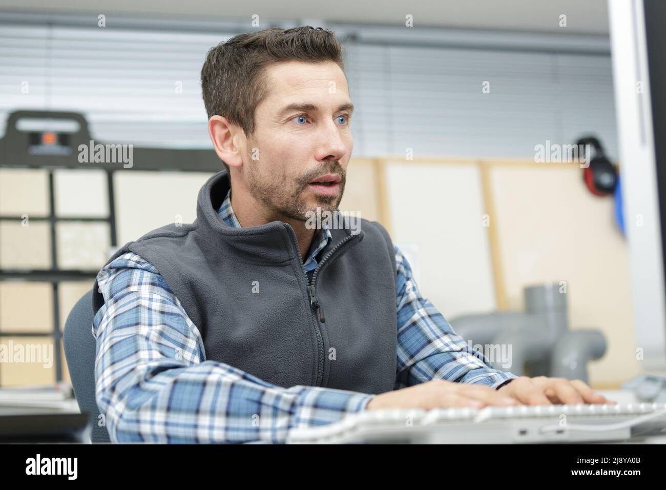Computer competency hi-res stock photography and images - Alamy