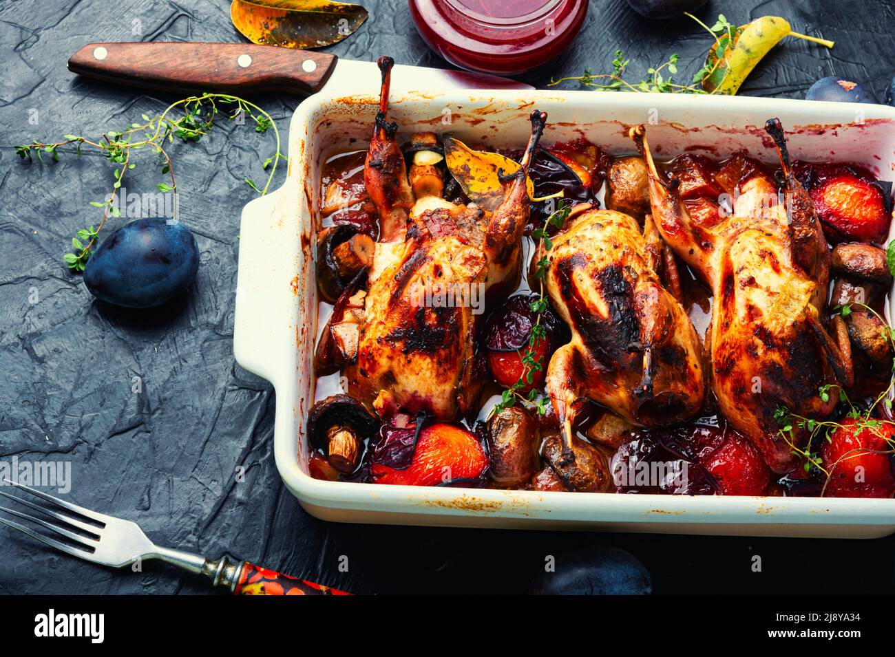 Table eating poultry hi-res stock photography and images - Alamy