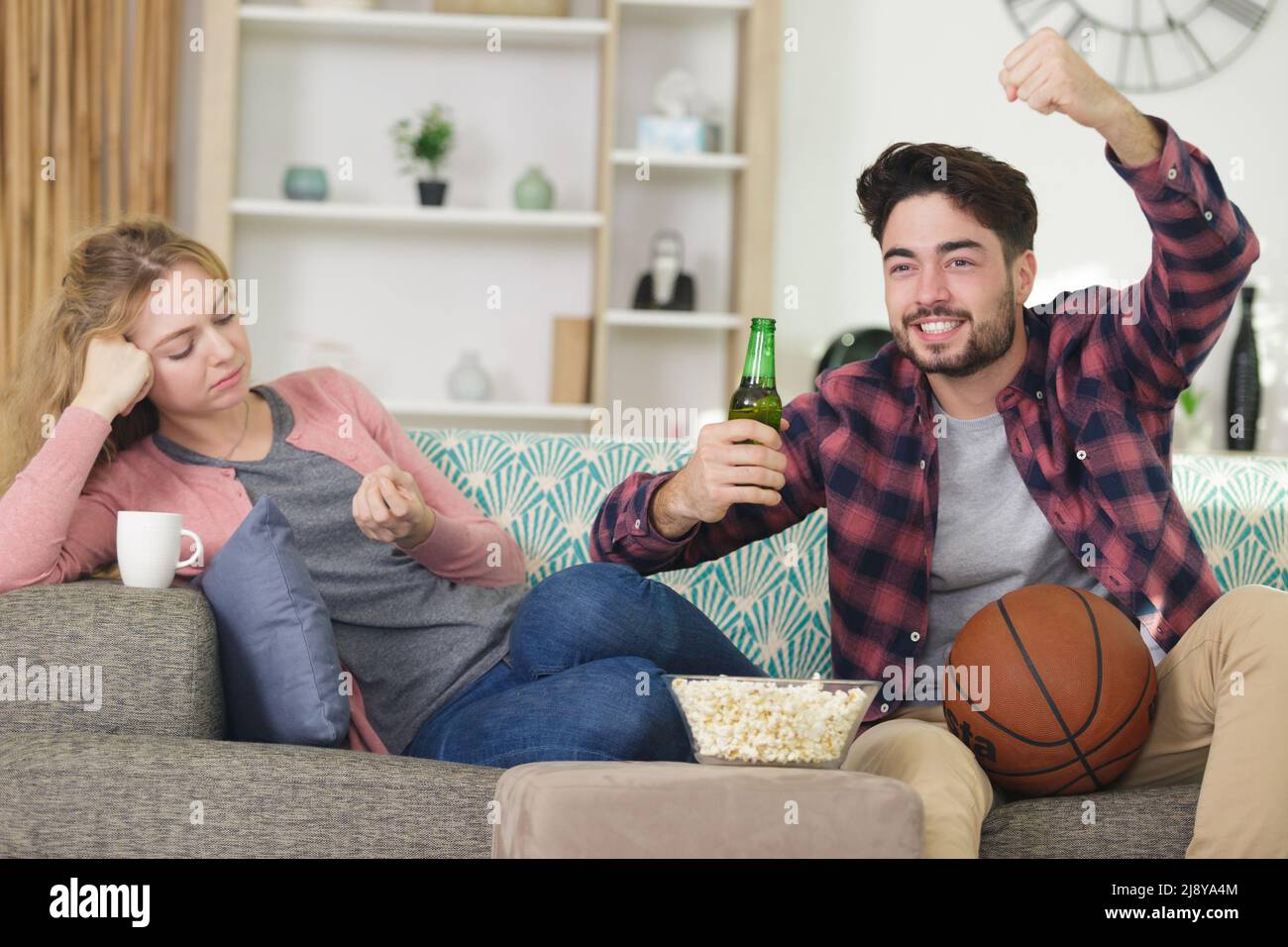 bored couple ignore each other Stock Photo - Alamy