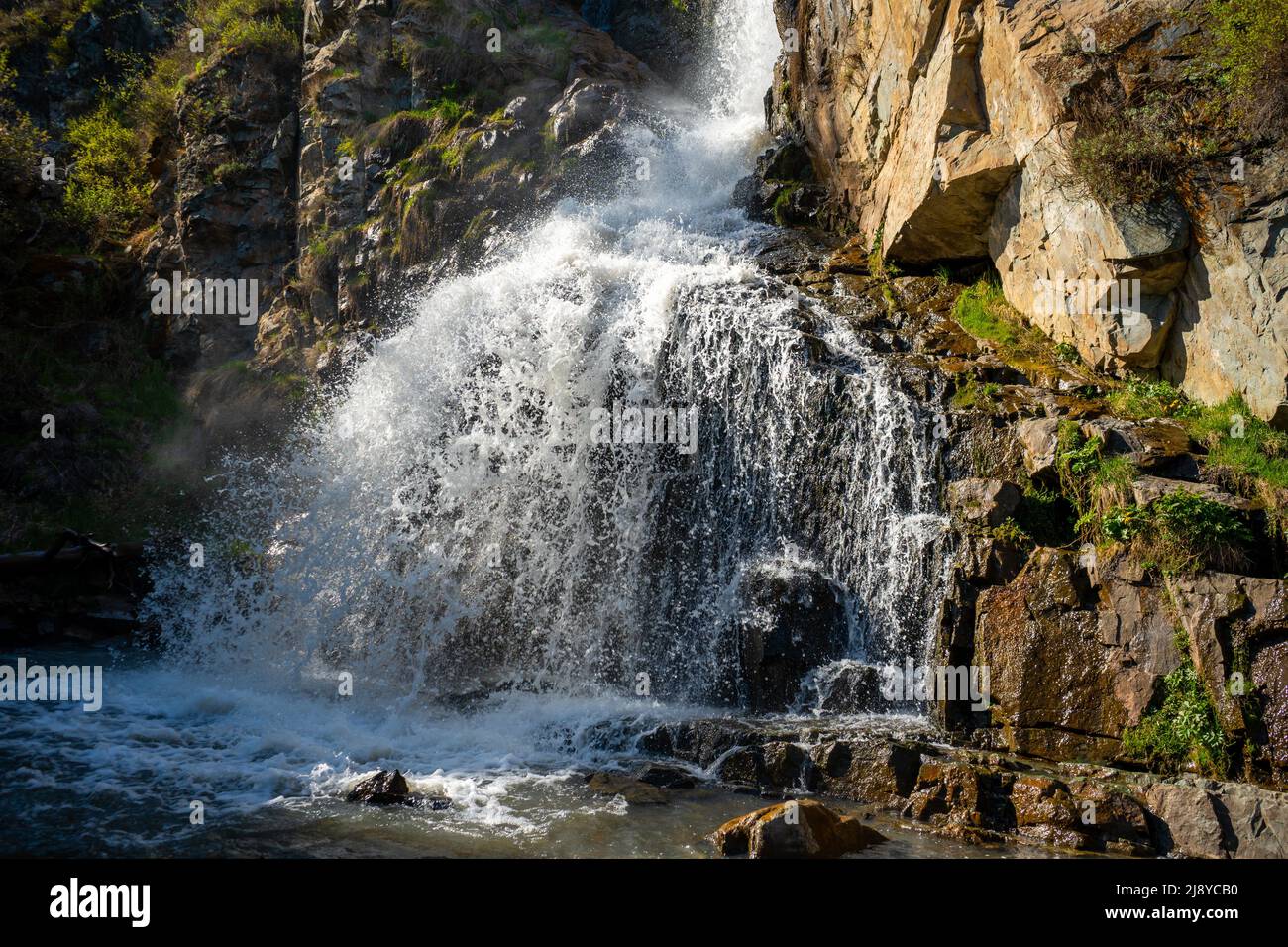 Kamysh waterfall hi-res stock photography and images - Alamy