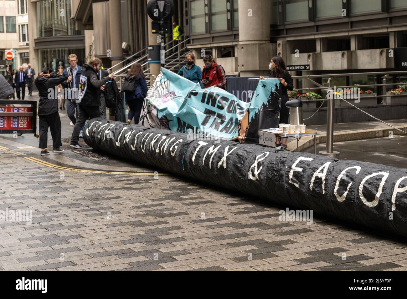 Xr lloyds protest hi-res stock photography and images - Alamy
