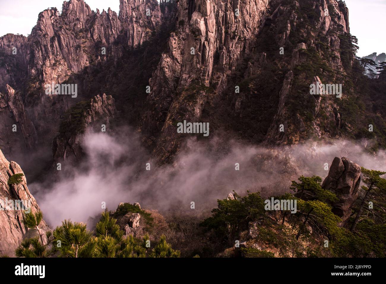 Wonderful and curious sea of clouds at beautiful Huangshan mountain landscape in China Stock ...