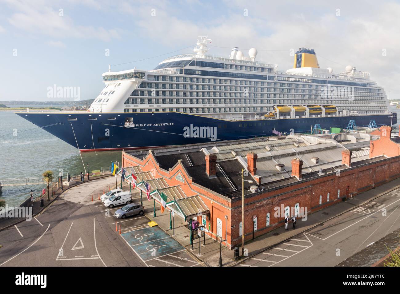 What next for cruise ships hi-res stock photography and images - Alamy
