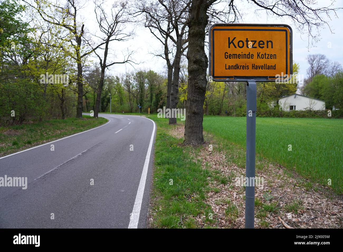 Kotzen, Germany. 27th Apr, 2022. The entrance sign of the village ...