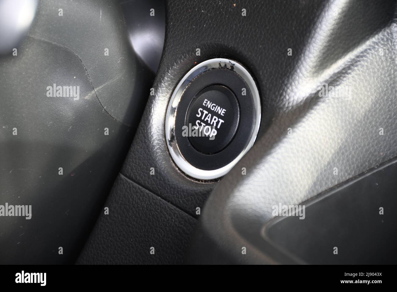 start button on a car Stock Photo - Alamy