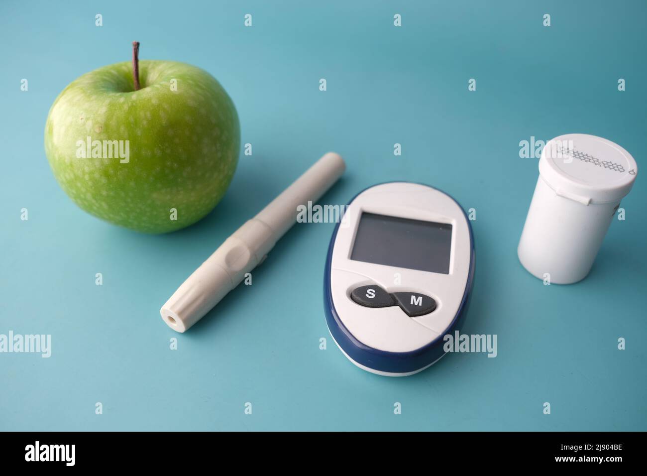 Diabetic tools hi-res stock photography and images - Alamy