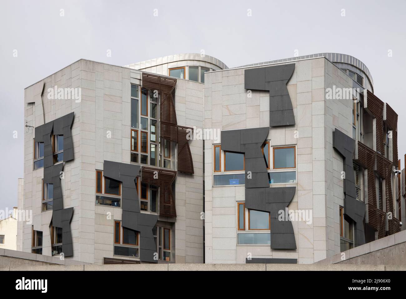 the scottish parliament building at holyrood edinburgh scotland Stock ...