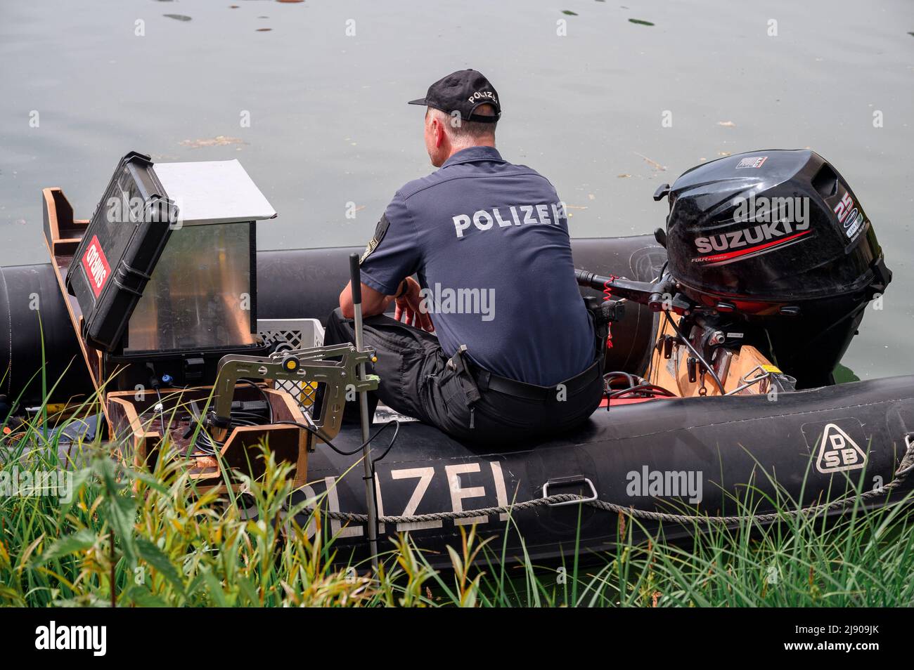 Technical operations officer hi-res stock photography and images - Alamy