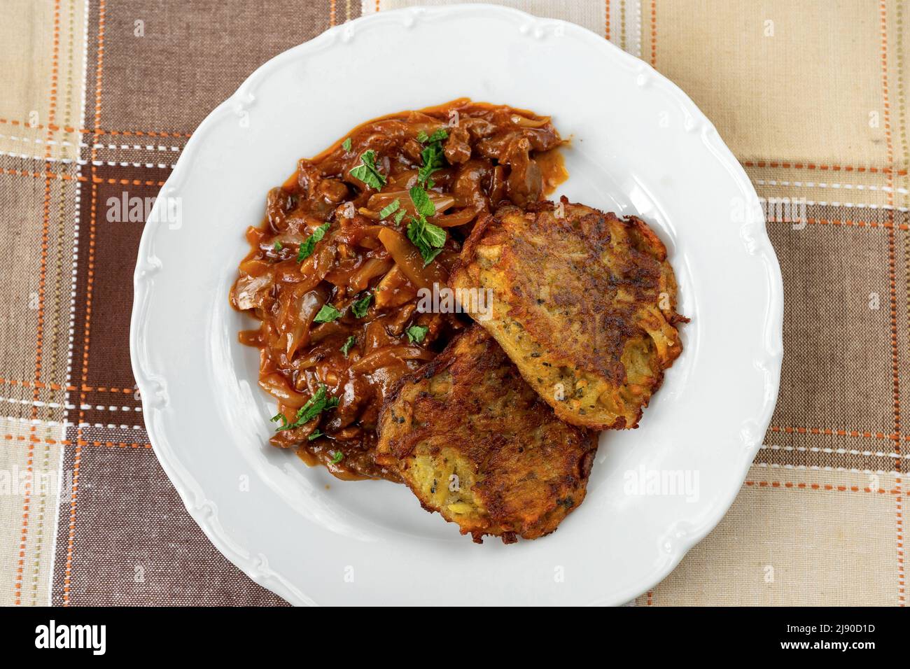 Sliced beef into julienne hi-res stock photography and images - Alamy