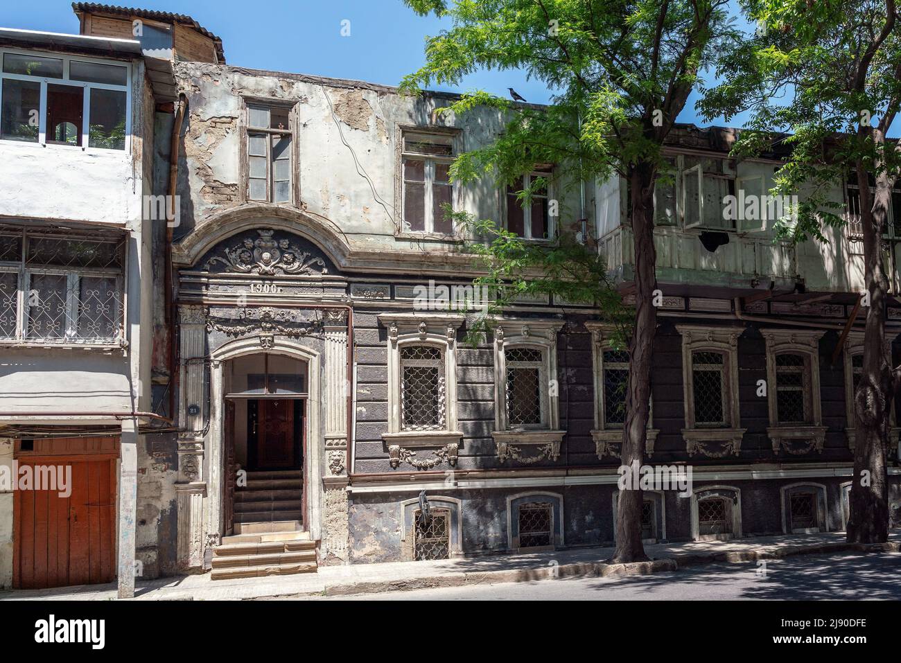 Ancient stone house in the city of Baku Stock Photo - Alamy