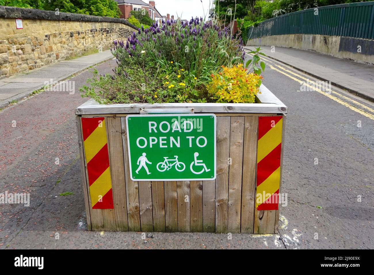 Walkers on road hi-res stock photography and images - Alamy