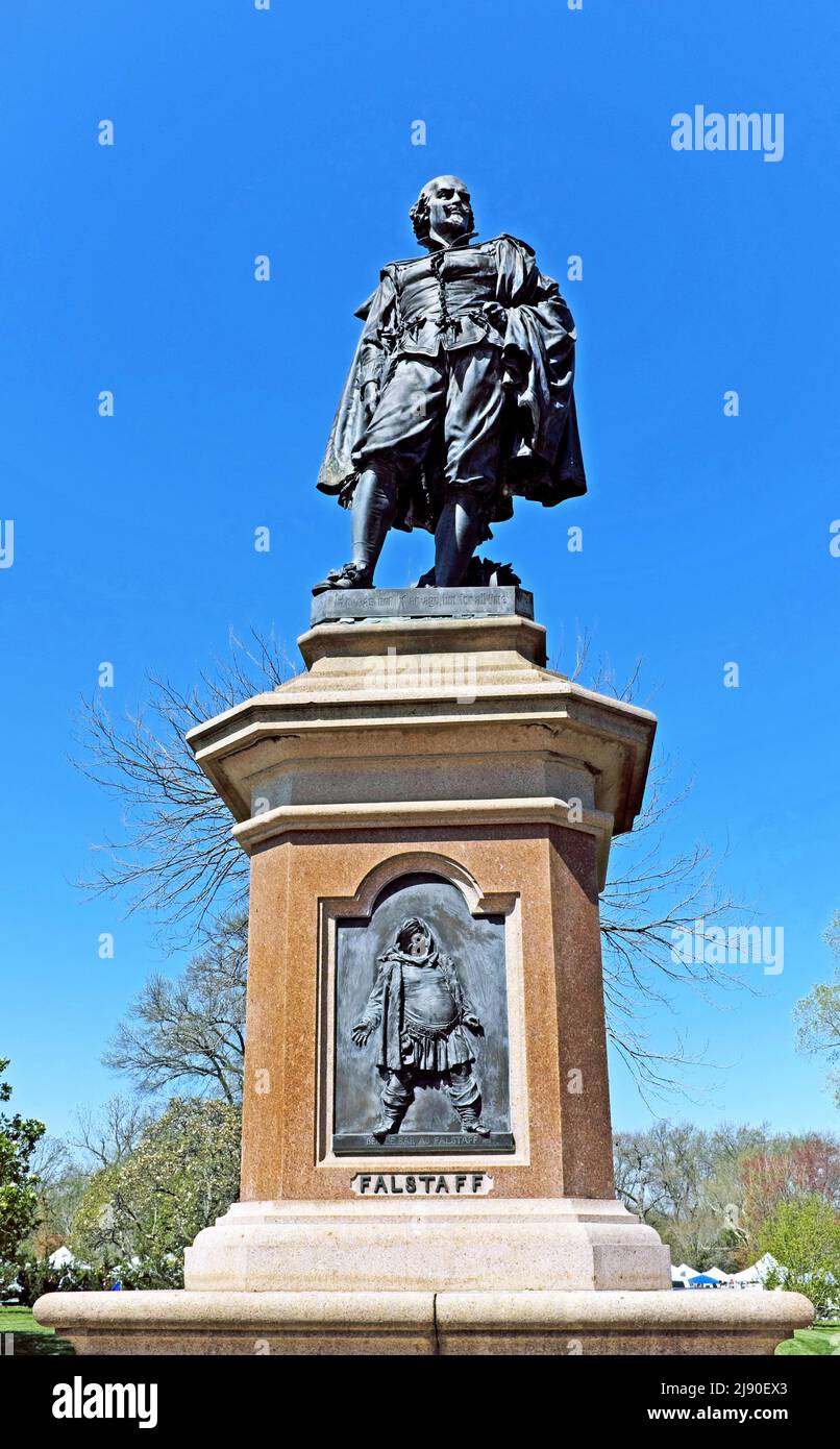 Tower grove park william shakespeare bronze statue hi-res stock ...