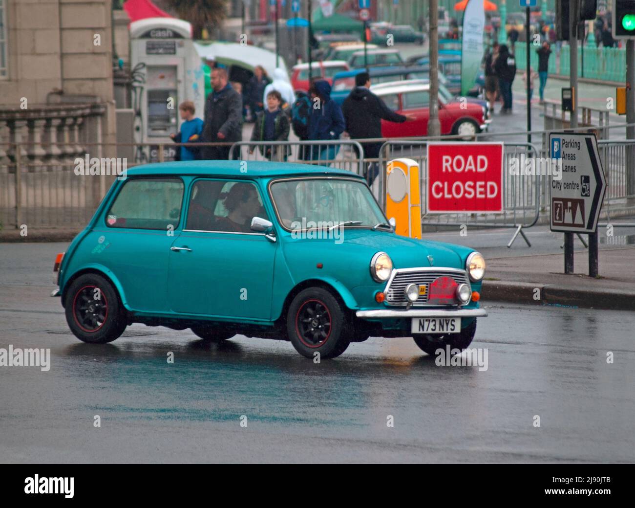 Mini roundabout uk hi-res stock photography and images - Alamy