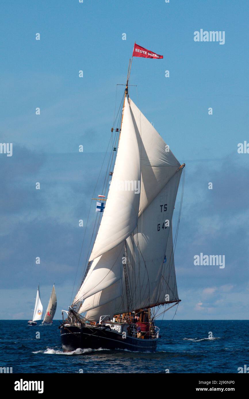 German ketch Seute Dern at the start of the 2009 Tall Ships race, 2009 ...