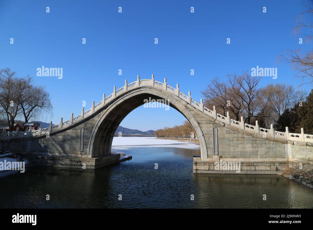 Traditional arch bridge Stock Photo - Alamy