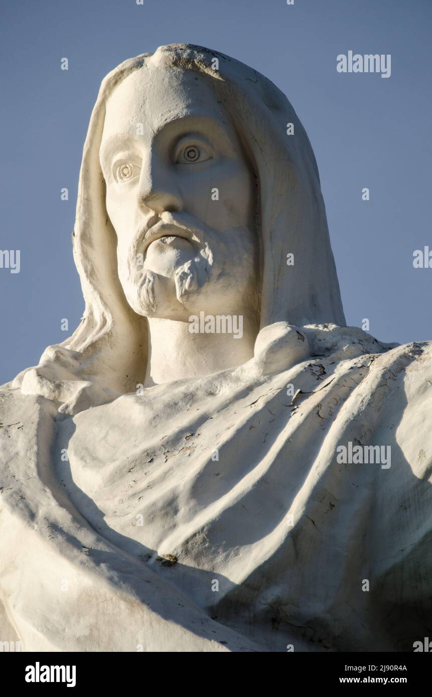 White christ statue cusco hi-res stock photography and images - Alamy