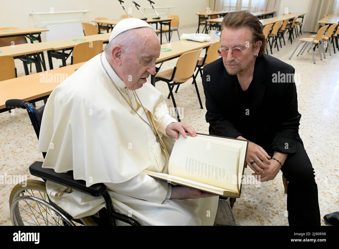 David hewson hi-res stock photography and images - Alamy