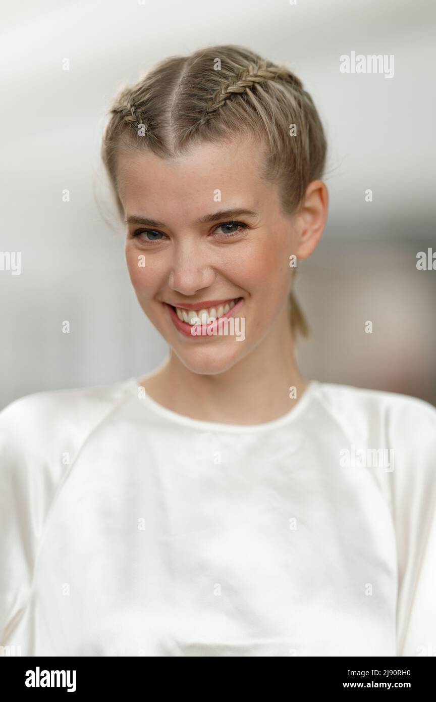 Cologne, Germany. 19th May, 2022. Actress Sina Zadra stands at a press ...
