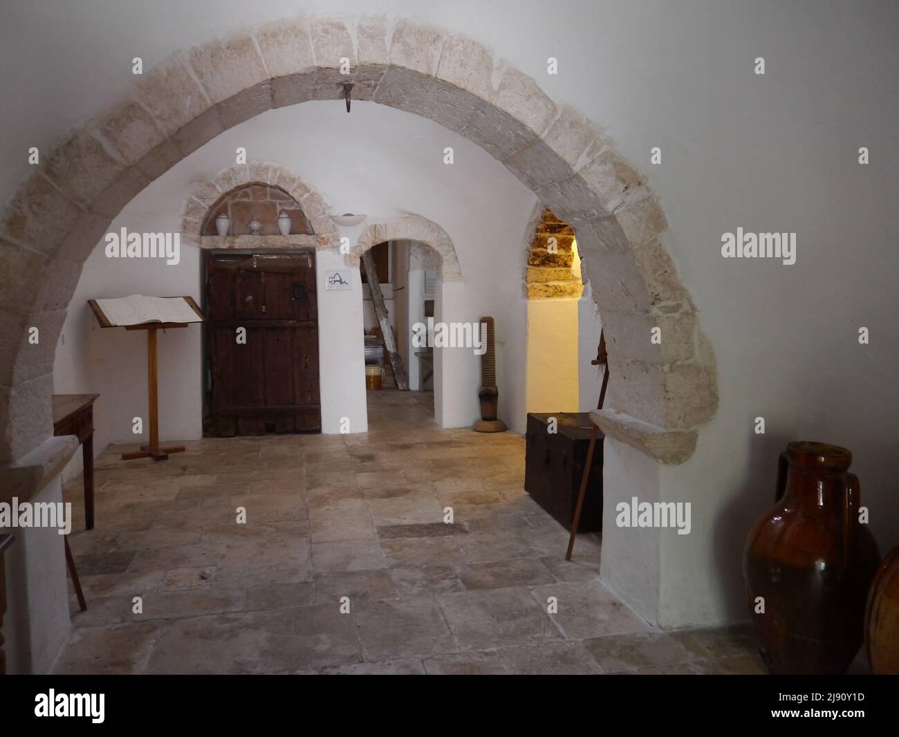 Conic stone roof house hi-res stock photography and images - Alamy