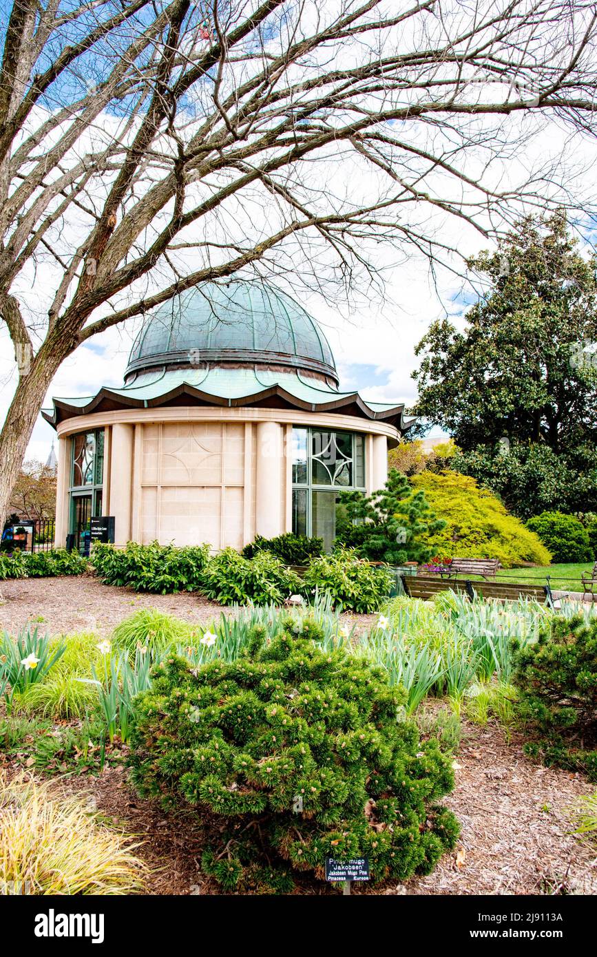 Exterior smithsonian national museum natural hi-res stock photography and images - Alamy