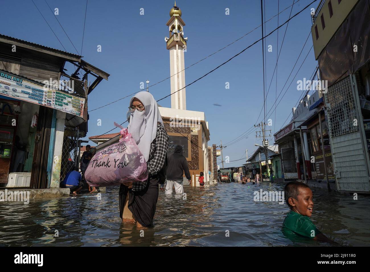 Tidal flooding sumatra hi-res stock photography and images - Alamy