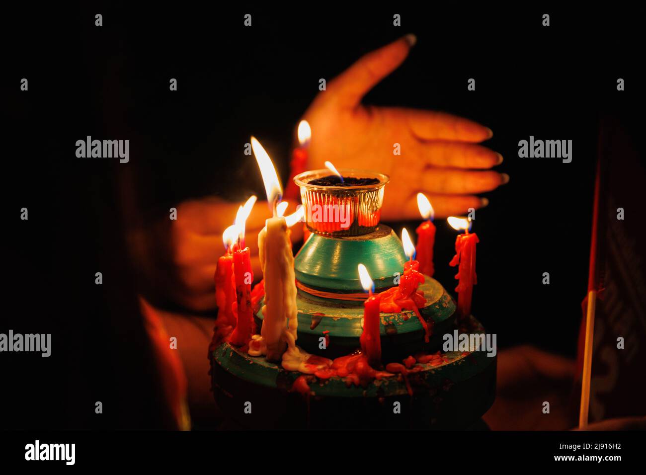Lightning incident hi-res stock photography and images - Alamy