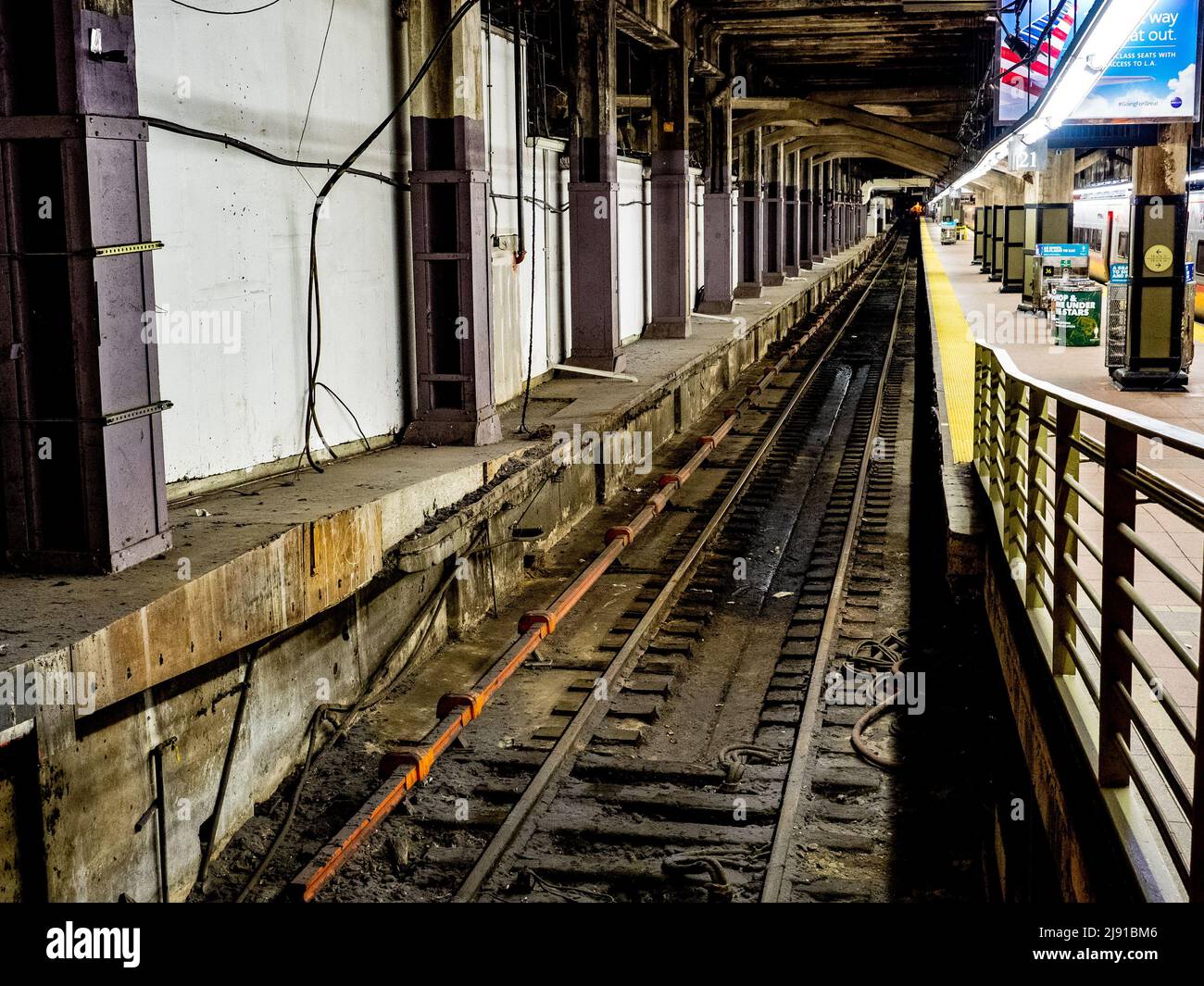 Underground subway track system tunnel Stock Photo - Alamy