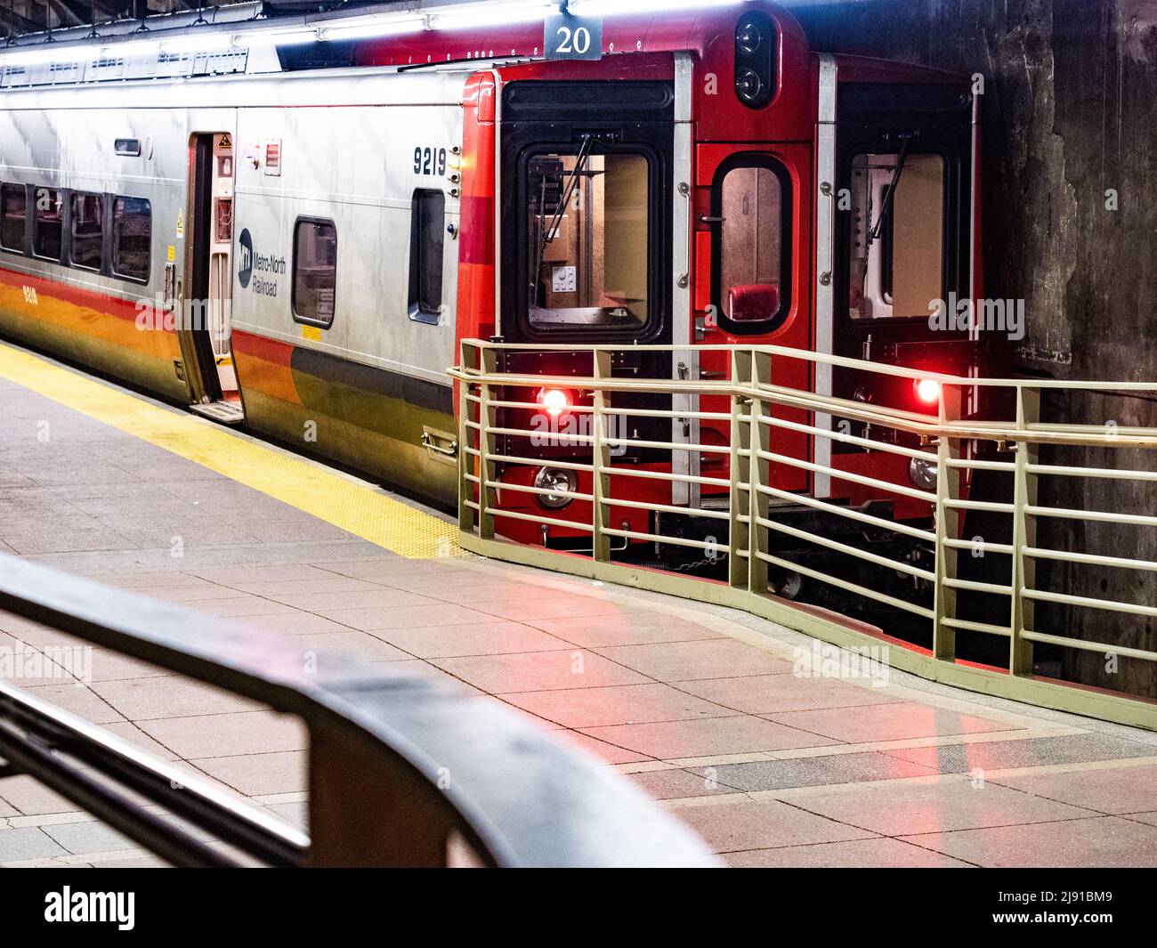 Underground subway track system tunnel Stock Photo - Alamy