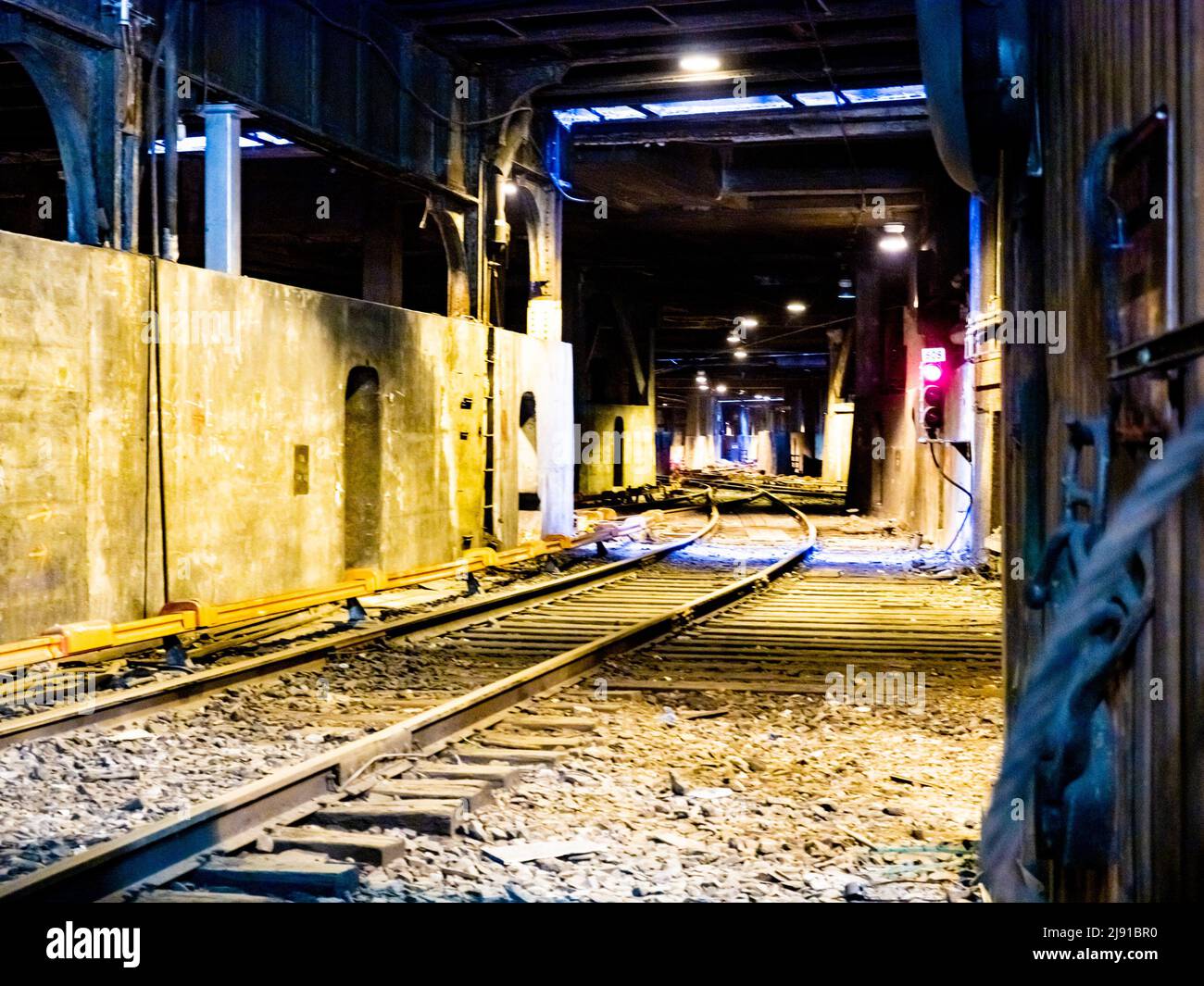 Underground subway track system tunnel Stock Photo - Alamy