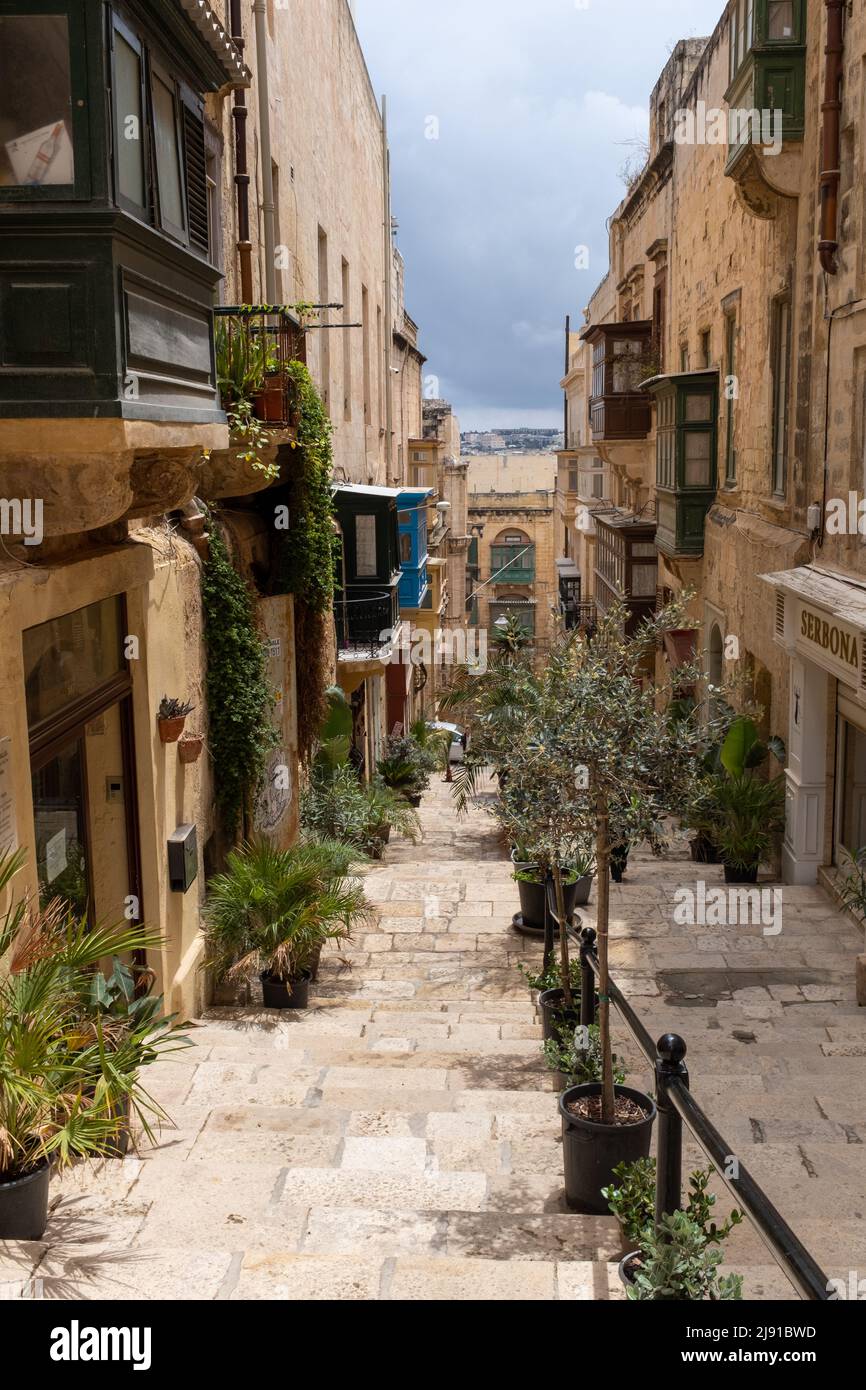 Side Street, Valletta, Malta Stock Photo - Alamy