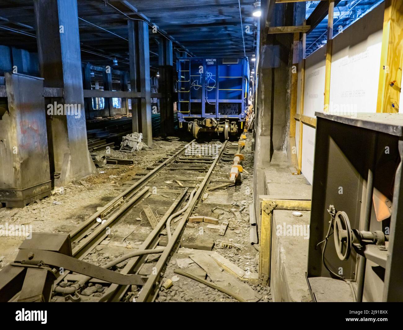 Underground subway track system tunnel Stock Photo - Alamy