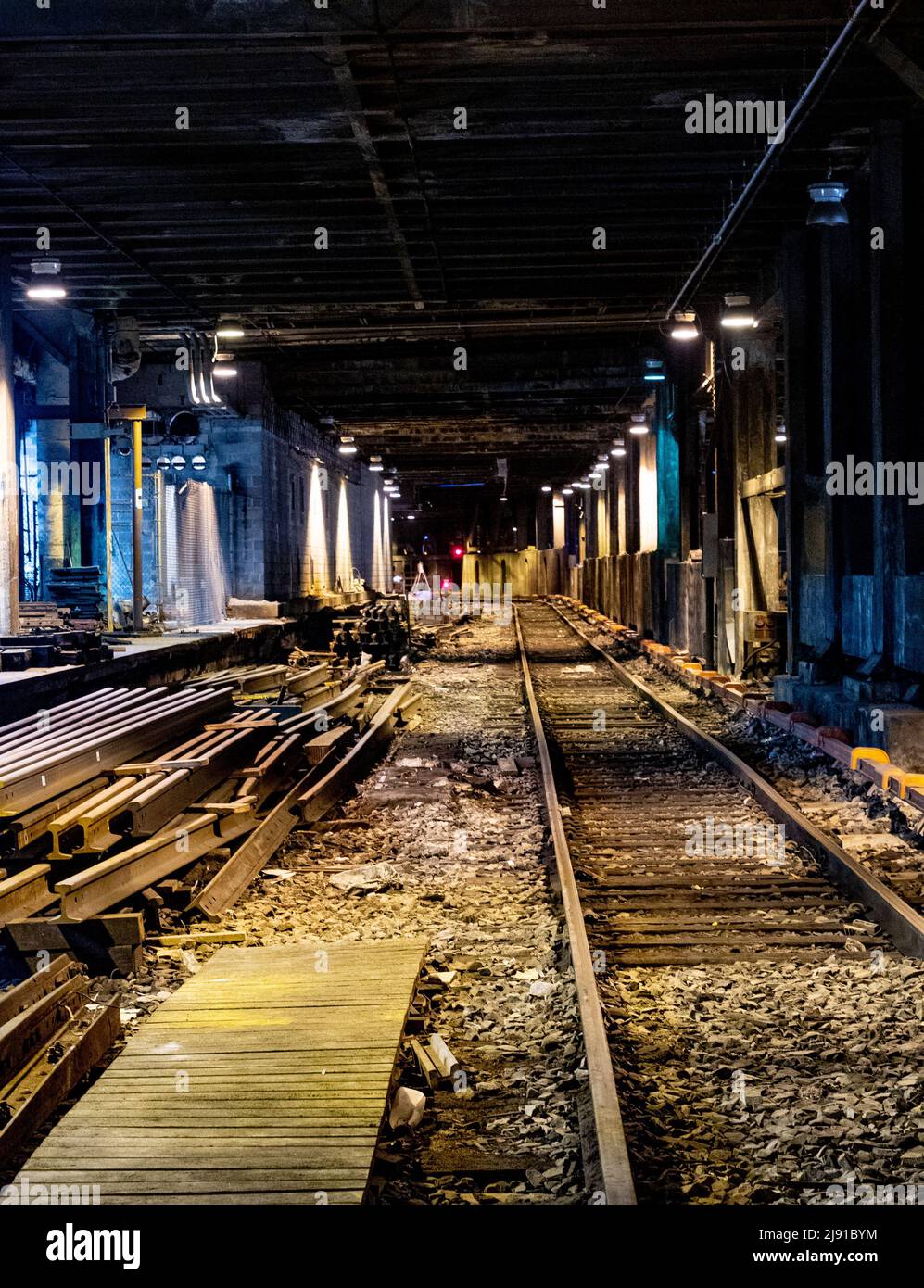 Underground subway track system tunnel Stock Photo - Alamy