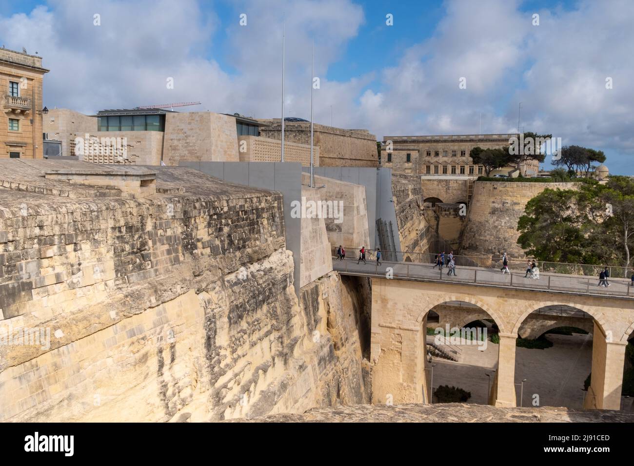 Bridge and City Gate, Valletta, Malta Stock Photo - Alamy