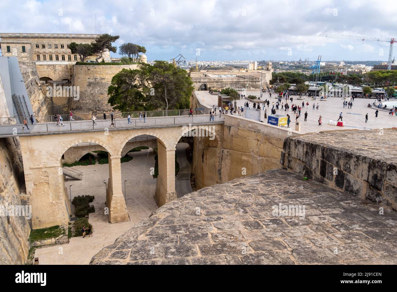 Bridge and City Gate, Valletta, Malta Stock Photo - Alamy
