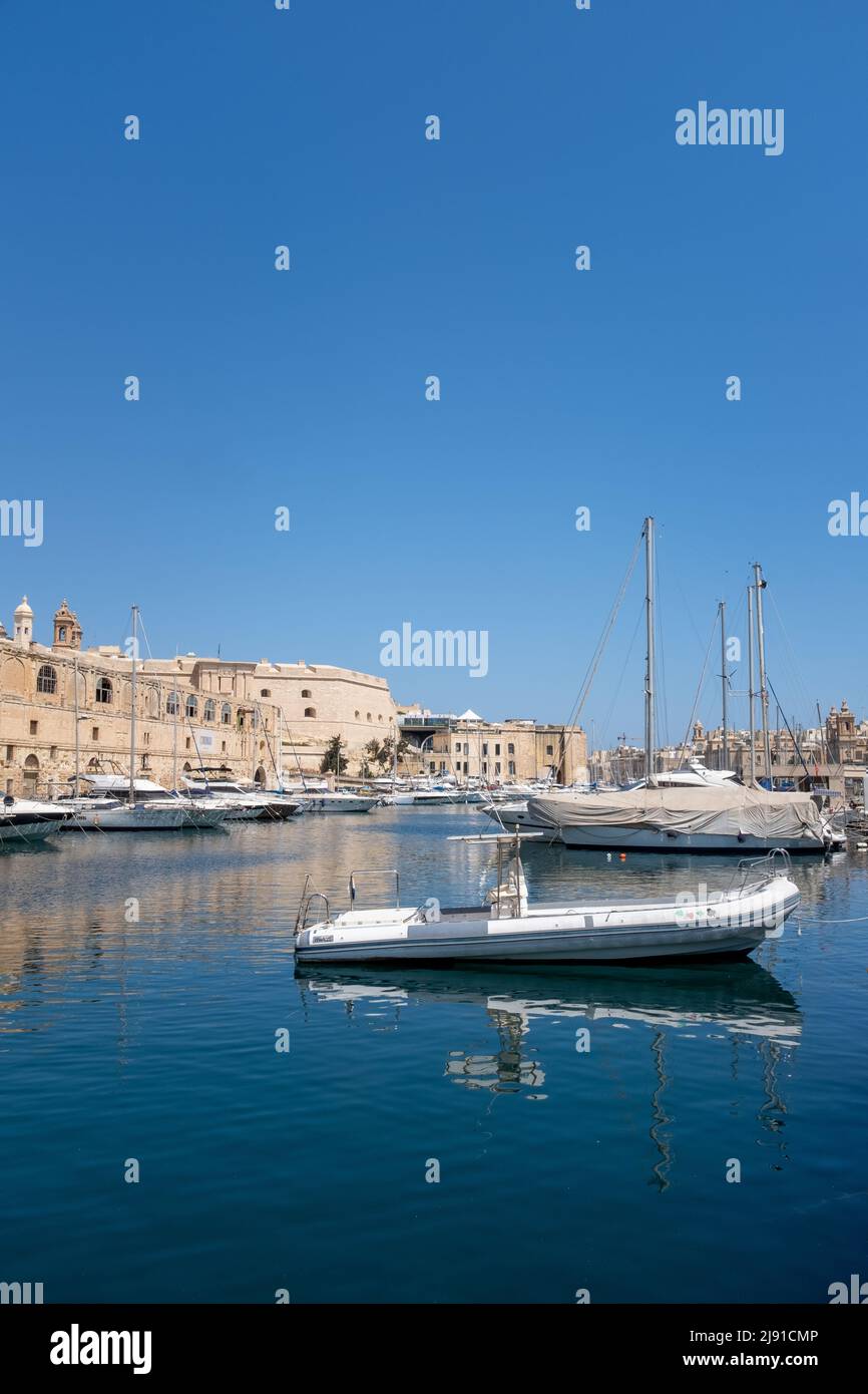 Lisla hi-res stock photography and images - Alamy