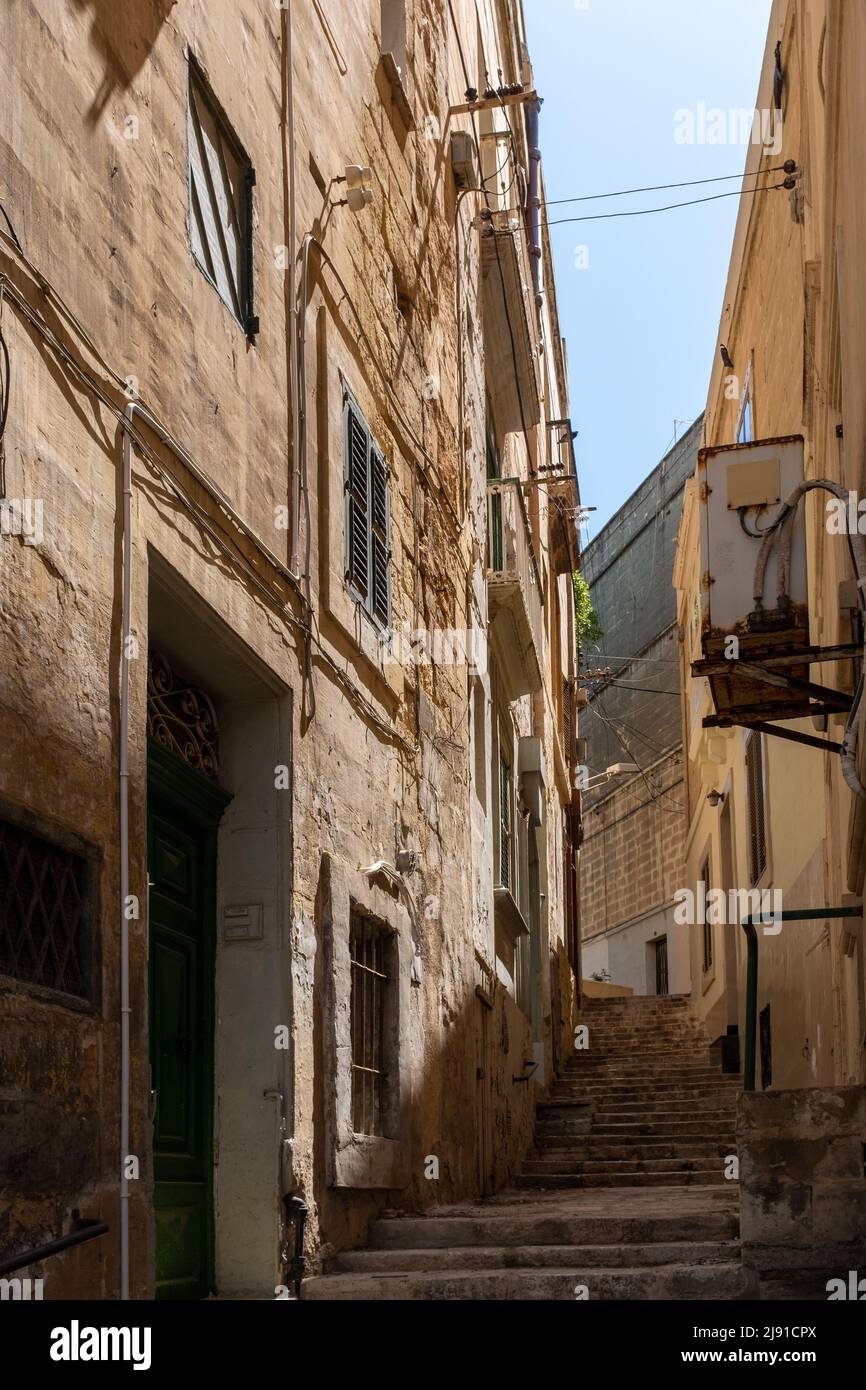 Side Street, Vittoriosa (Birgu), The Three Cities, Malta Stock Photo ...