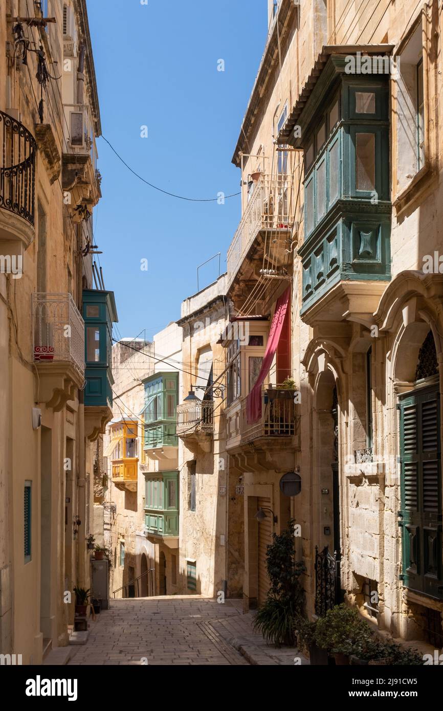 Side Street, Vittoriosa (Birgu), The Three Cities, Malta Stock Photo ...