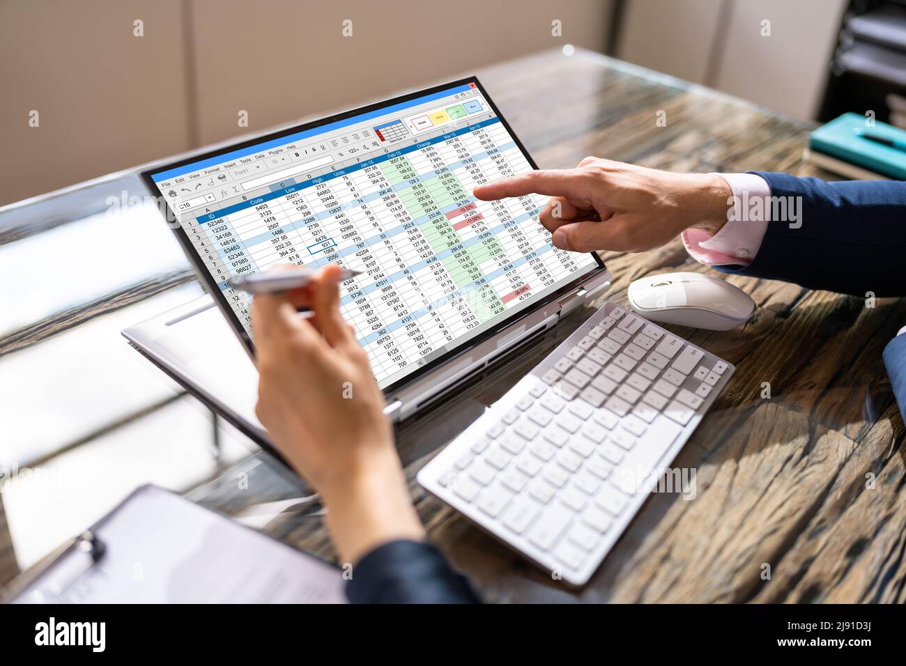 Analyst Employee Working On Spreadsheet Using Desktop Computer Stock ...