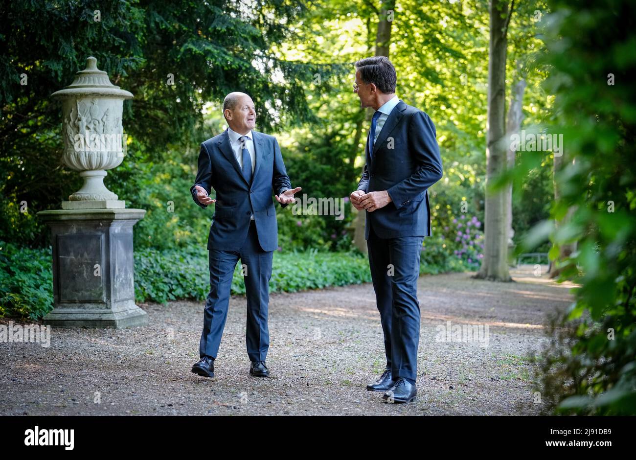 Den Haag, Netherlands. 19th May, 2022. German Chancellor Olaf Scholz ...