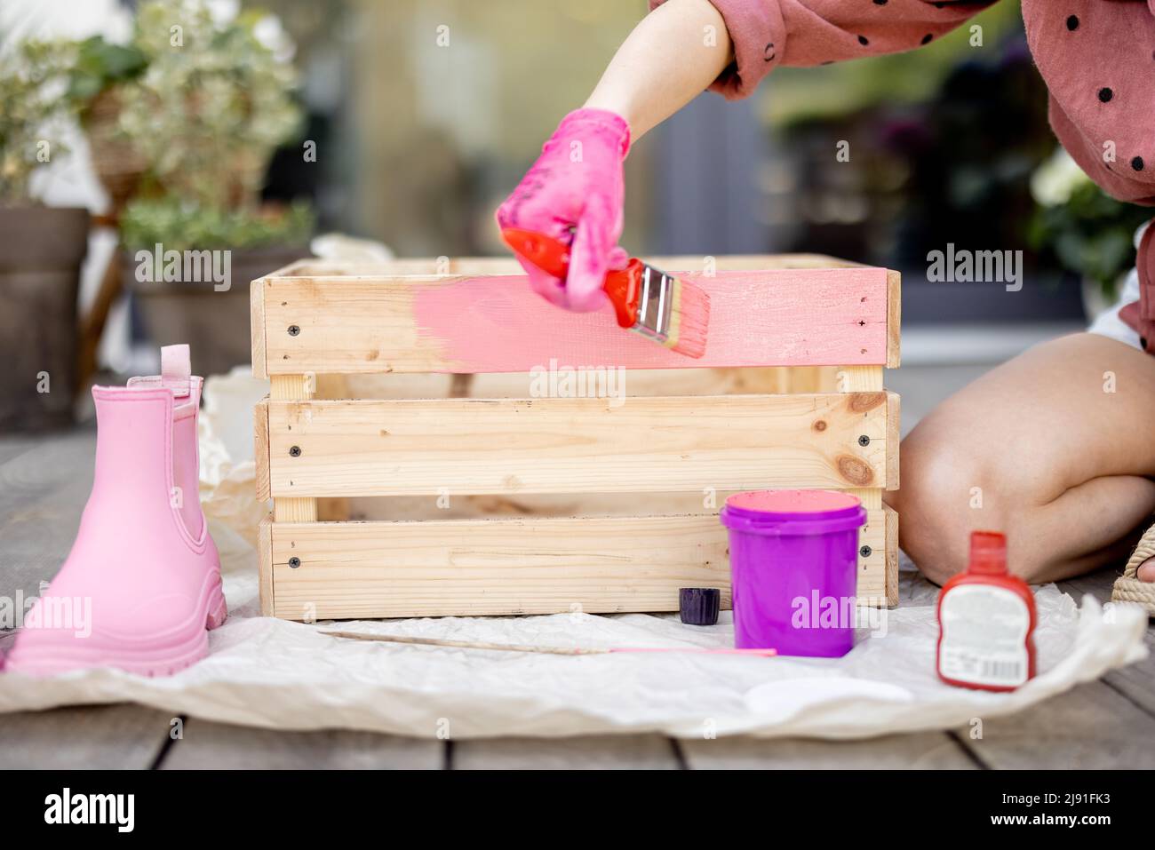 Female hand in glove paint hi-res stock photography and images - Alamy