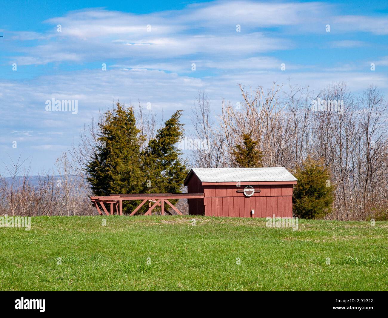 Roll-off Roof Astronomy Observatory Stock Photo - Alamy