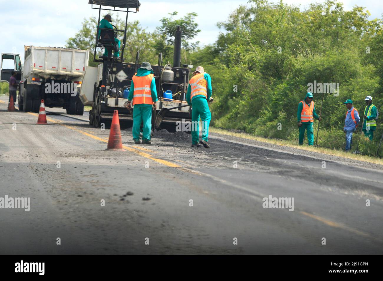 Asphalt compactr hi-res stock photography and images - Alamy
