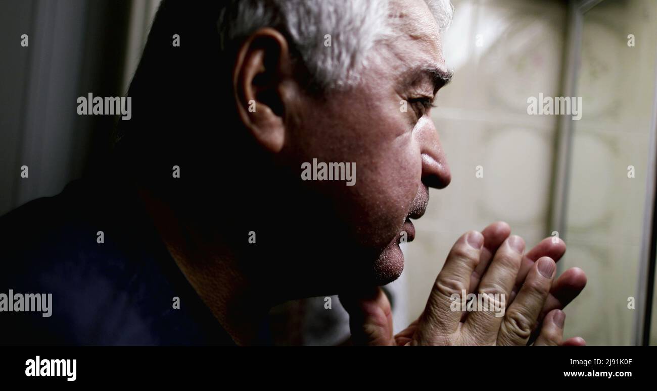 Wrinkled concerned old man, serious depression Stock Photo - Alamy