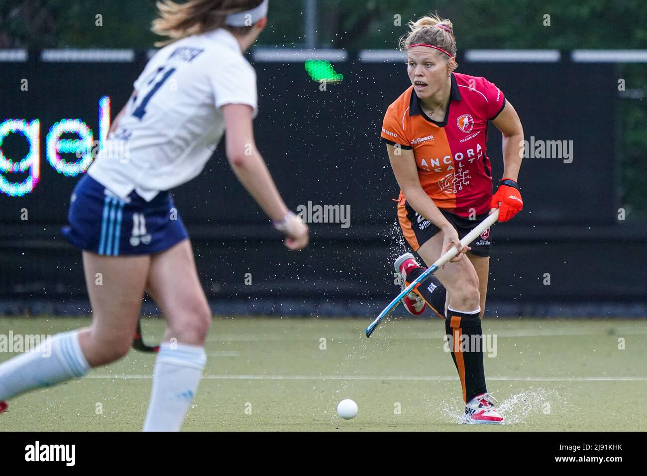 TILBURG, NETHERLANDS - MAY 19: Pauline Leclef of Oranje-Rood D1 during ...