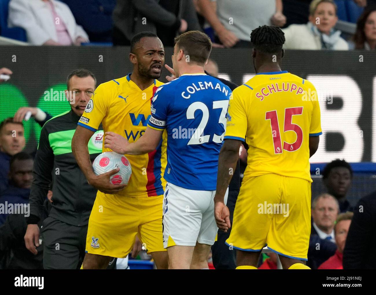 Seamus coleman 2022 hi-res stock photography and images - Alamy